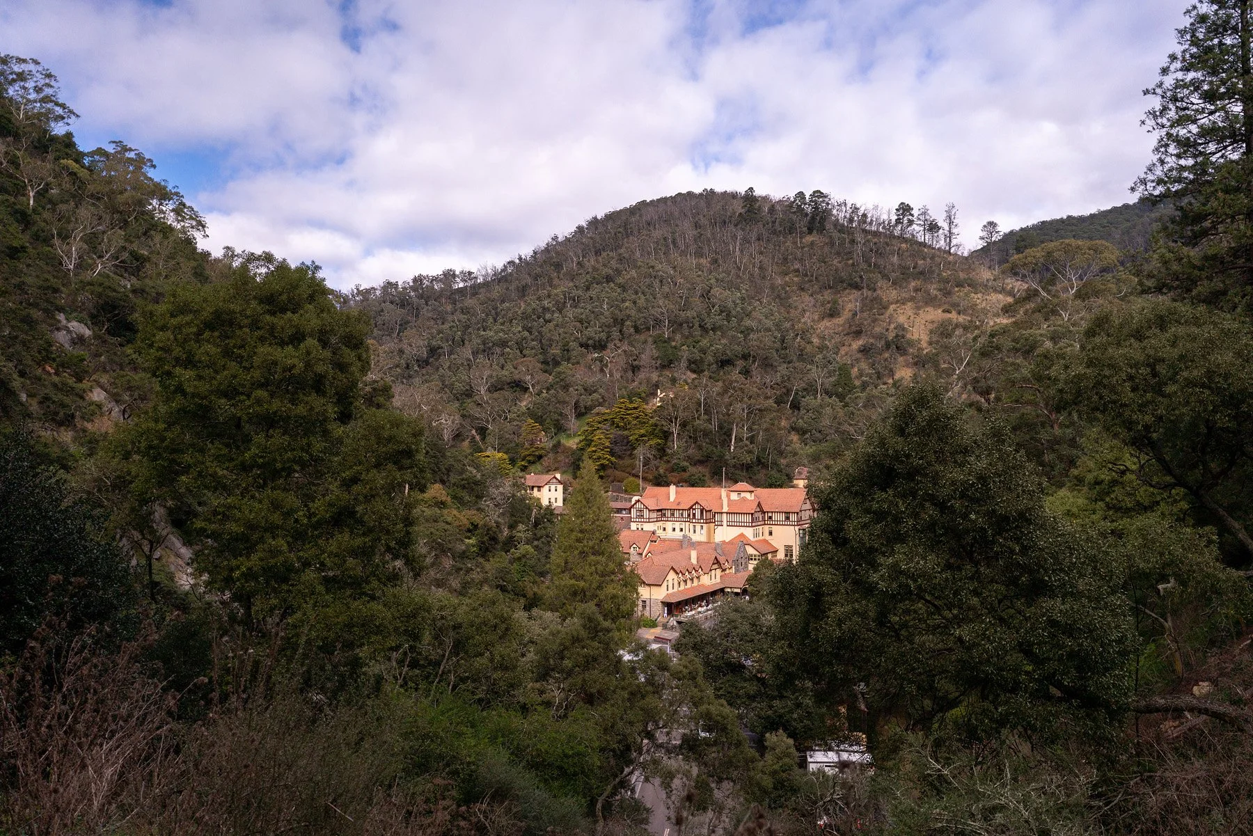Caves House — Jenolan Caves