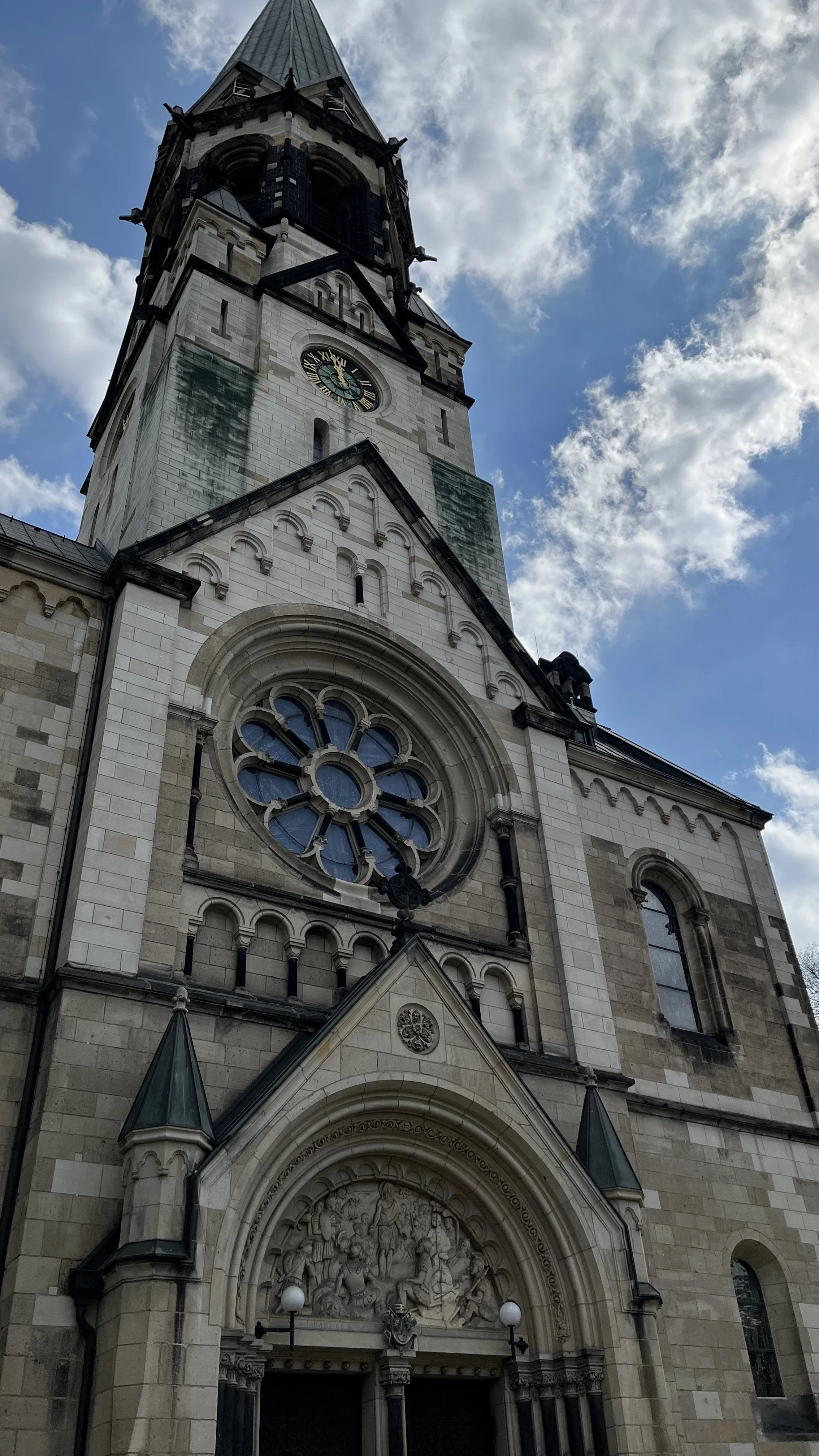 Berlin Germany Travel Guide [Non-Touristy Things to Do!] — TIFFY DIAMOND