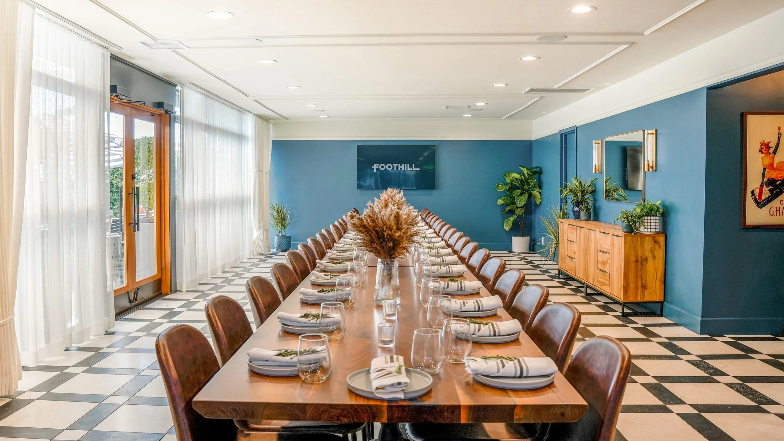 About Us — Foothill Restaurant Pasadena