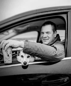 ABOUT US — Hunt Quietly