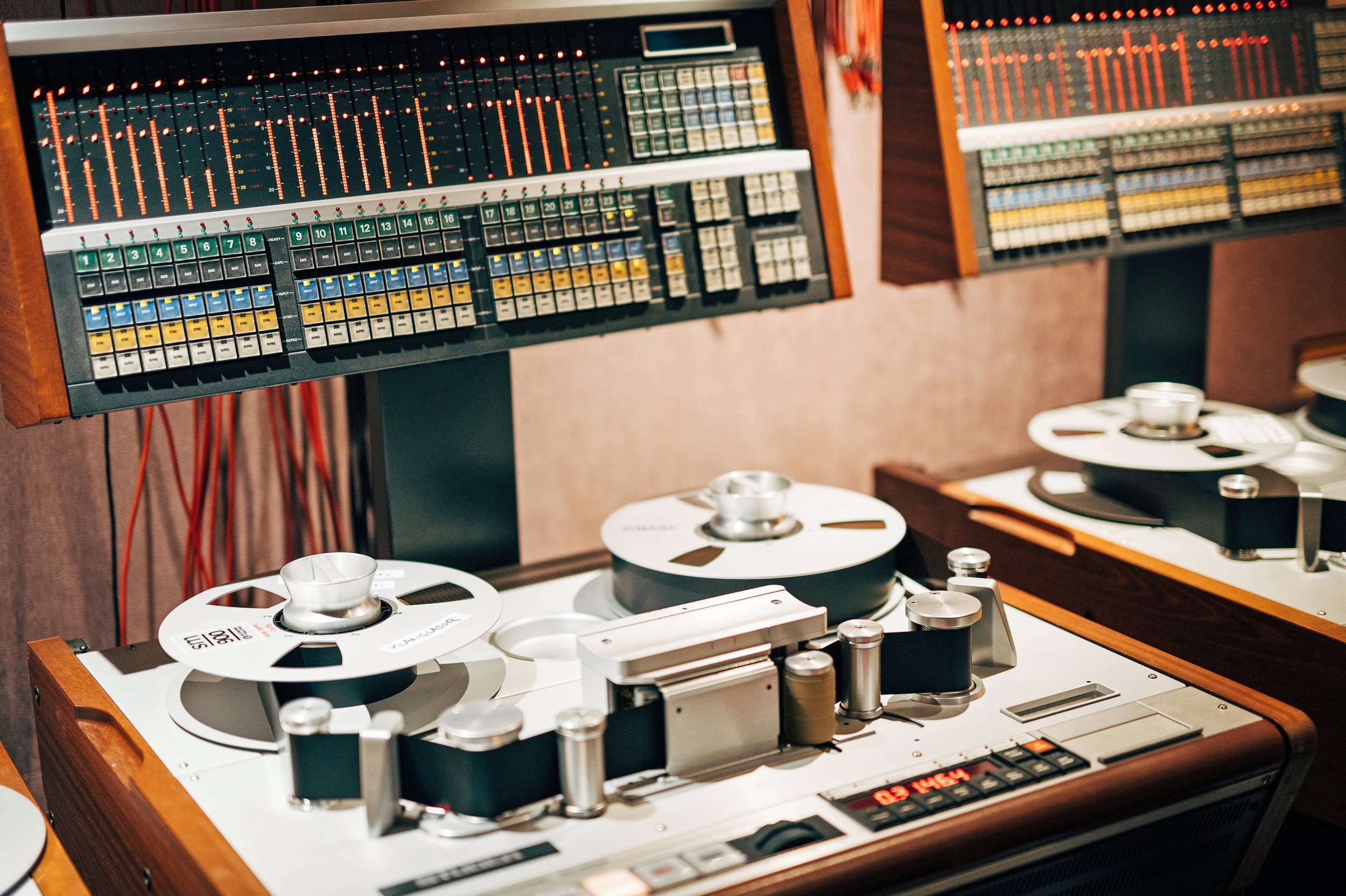 2023_02_LITTLE BIG BEAT — Claus Müller