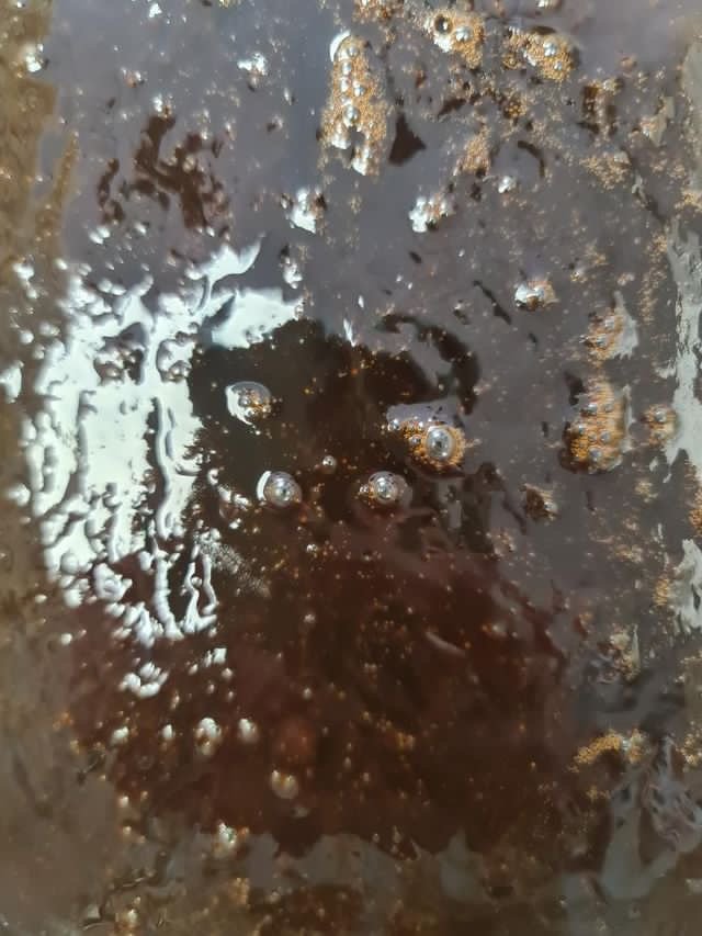 Excess Bread Marmite — NO MISE EN PLASTIC