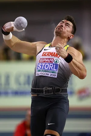 Coaching Aspects of the Shot Put Technique for Young Athletes ...