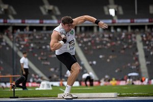 Coaching Aspects of the Shot Put Technique for Young Athletes ...