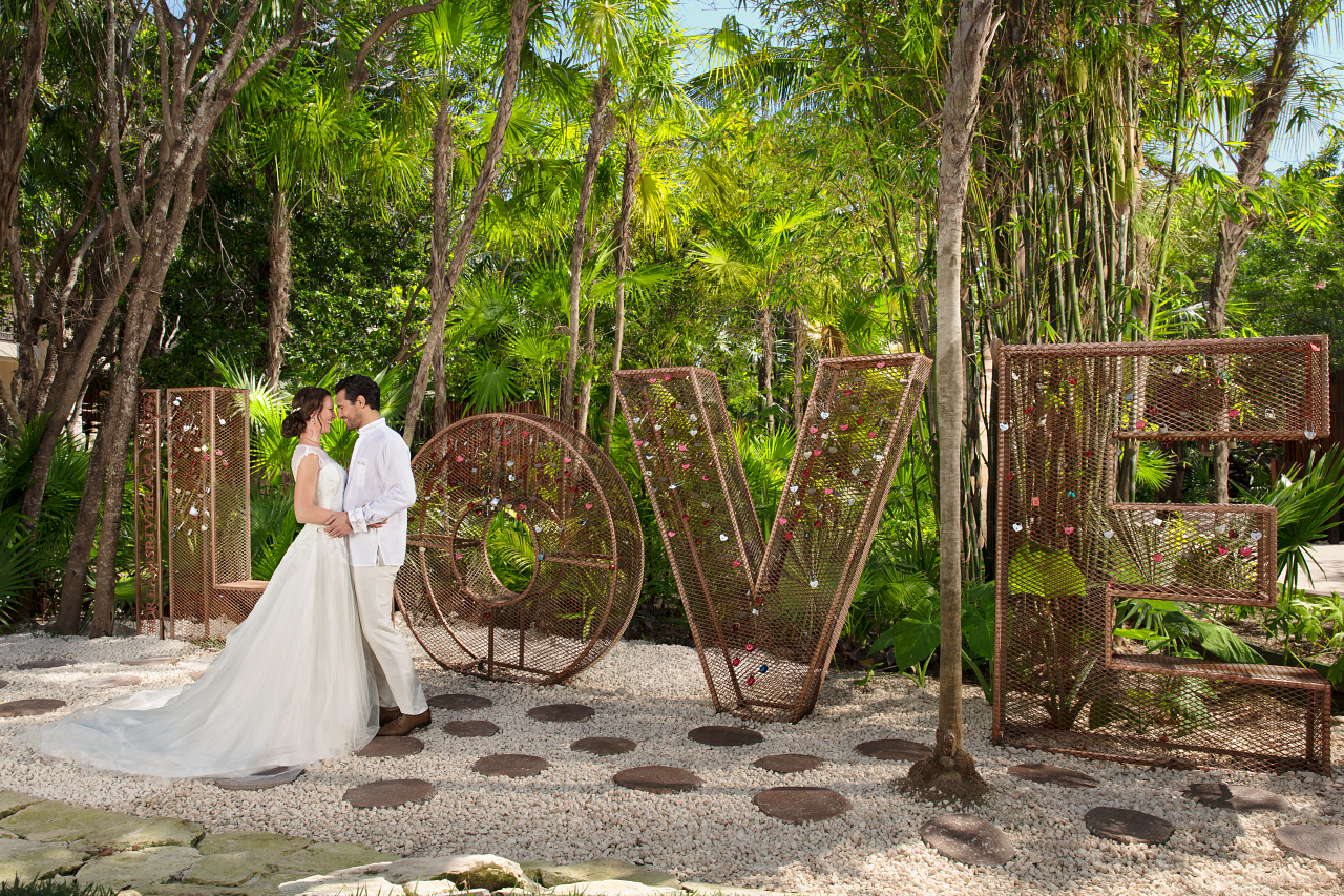 5 Secrets to Effortless Destination Wedding Planning — Escape Key Travel Co
