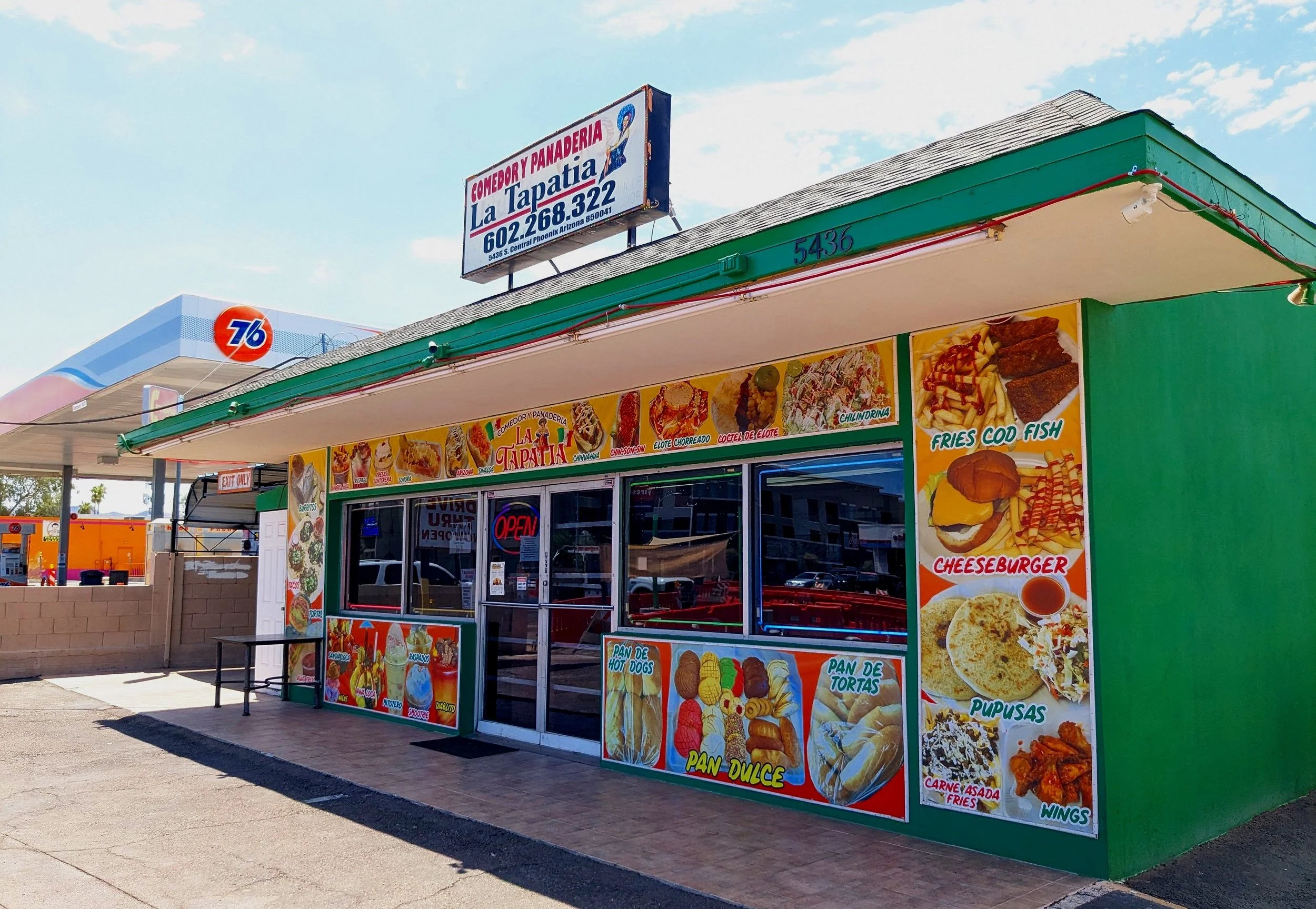 La Tapatia