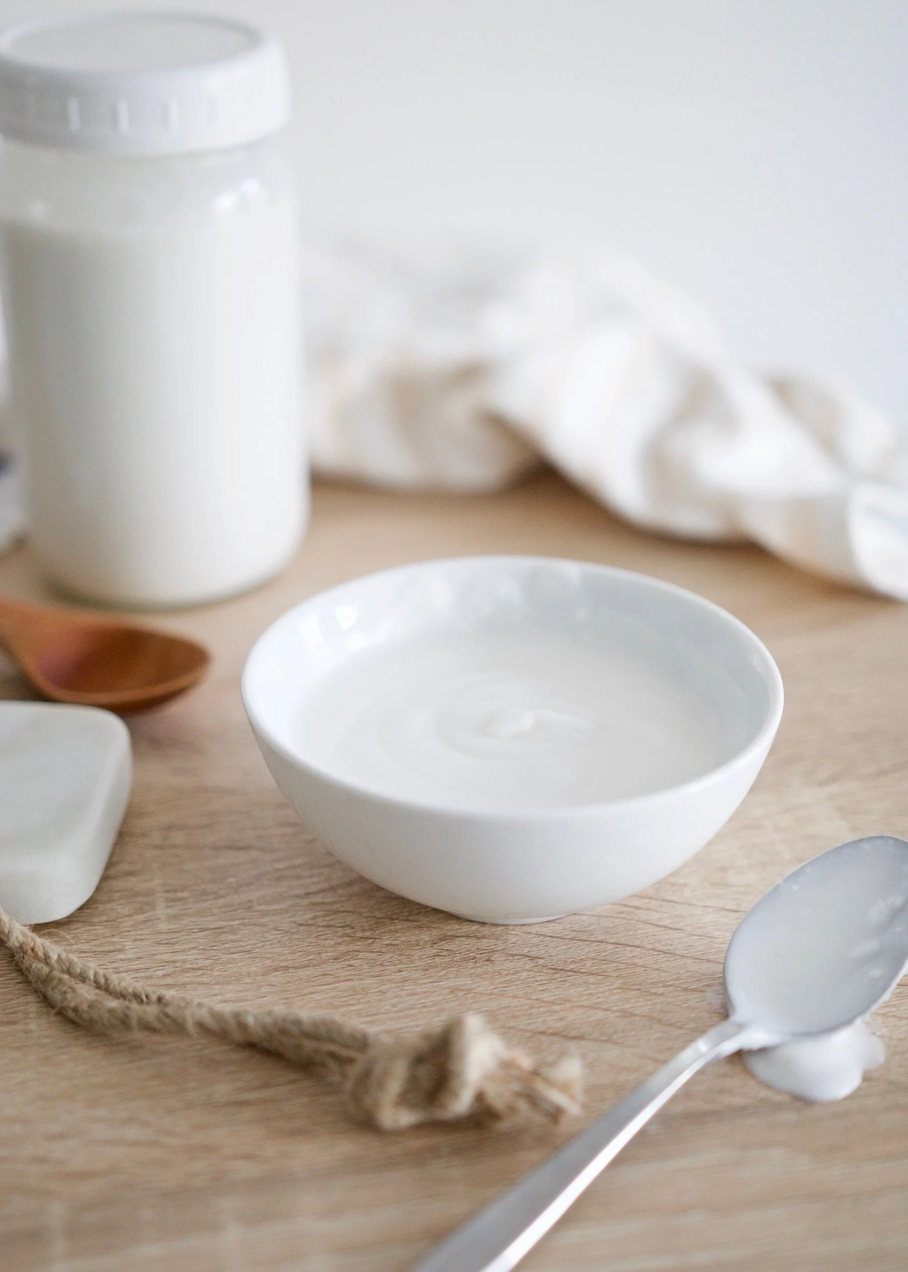 How to Make Homemade Coconut Yogurt — Meghan Livingstone