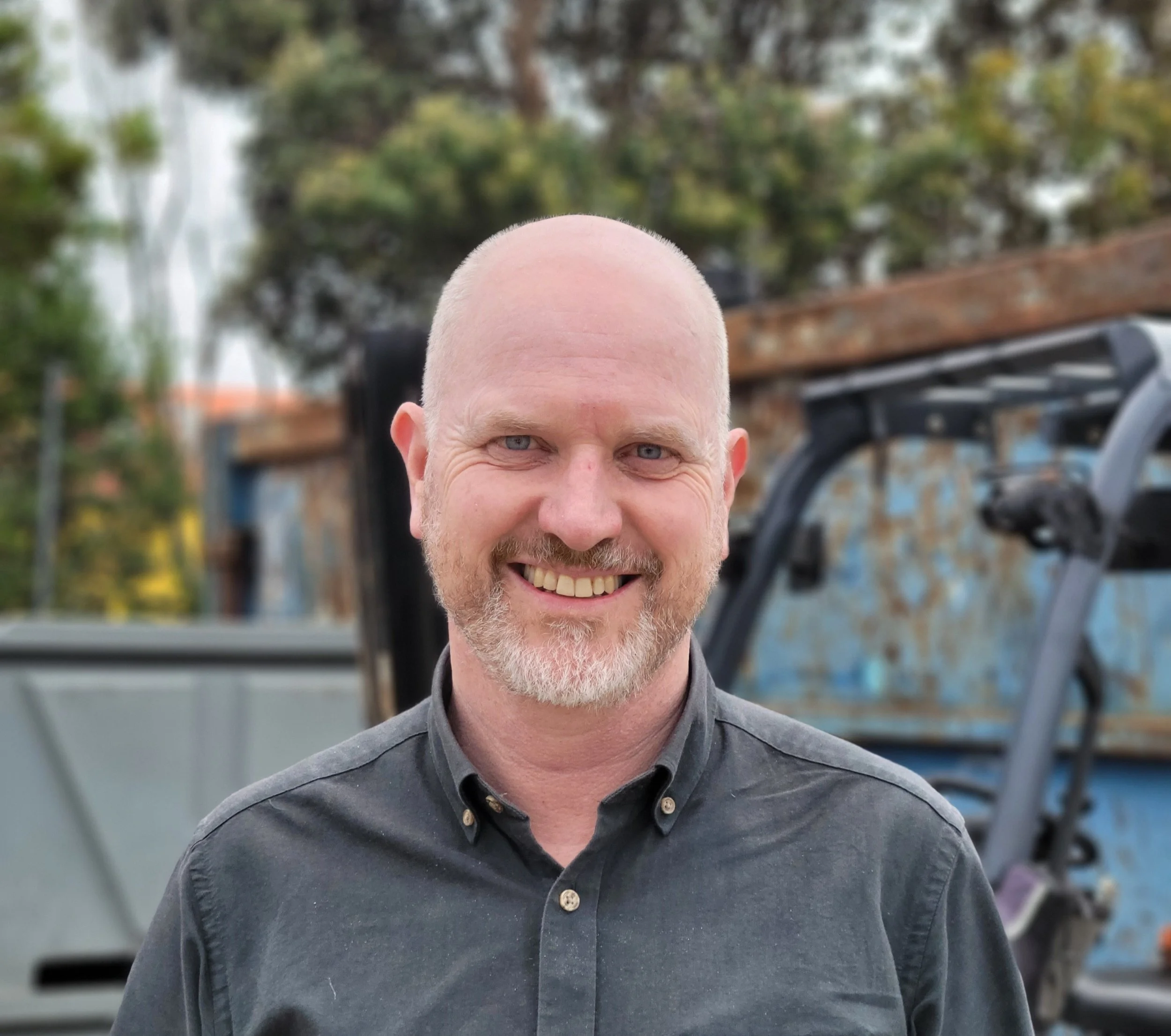 About Us — Localised