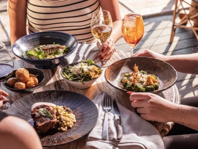 What's On — Ripples Chowder Bay