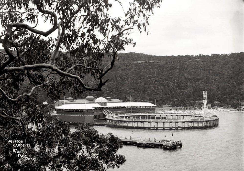 What's On — Ripples Chowder Bay