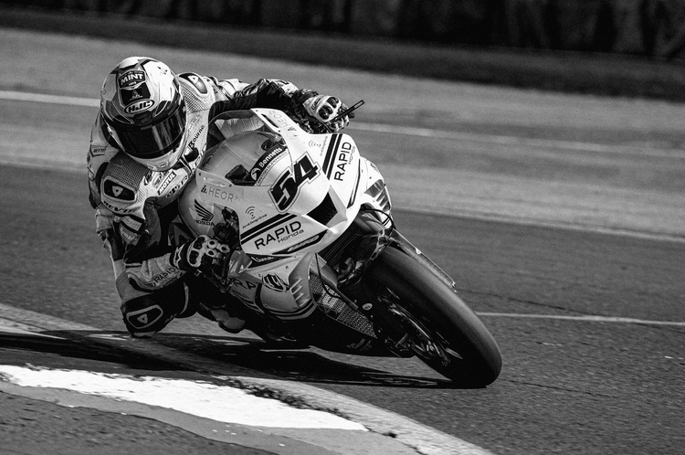 Advanced Motorcycle Training | Rider Coaching - Rapid Training