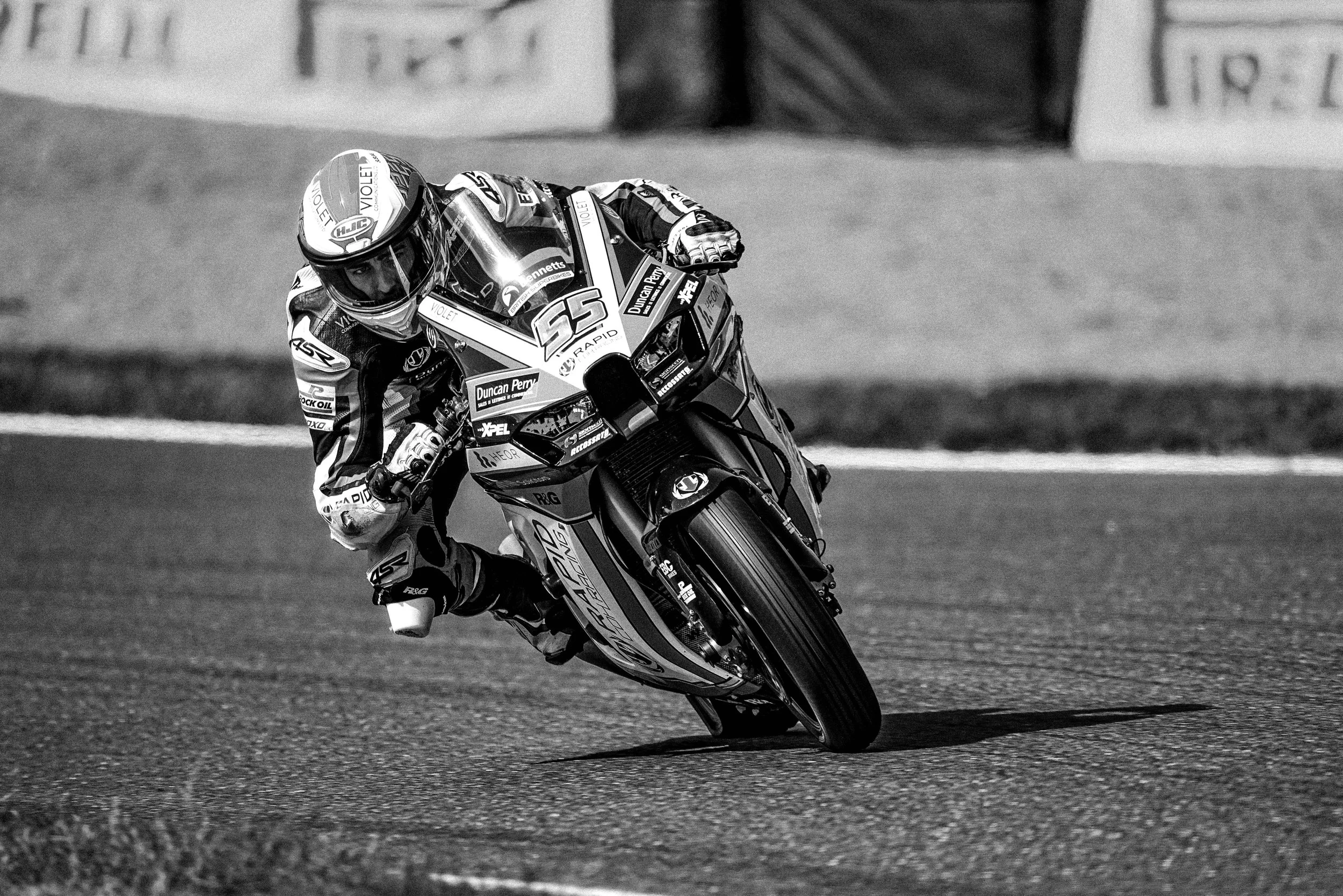 Motorcycle Courses & Coaching for Road Riders | RAPID Training