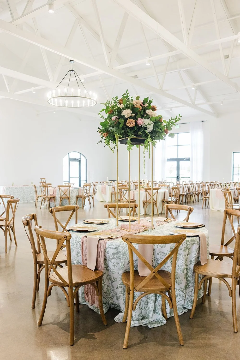 Rolling Meadows Event Center Wedding, Lupe & Abraham — Elizabeth Bliss ...