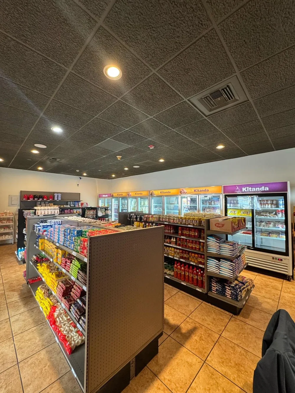 Totem Square — Kitanda