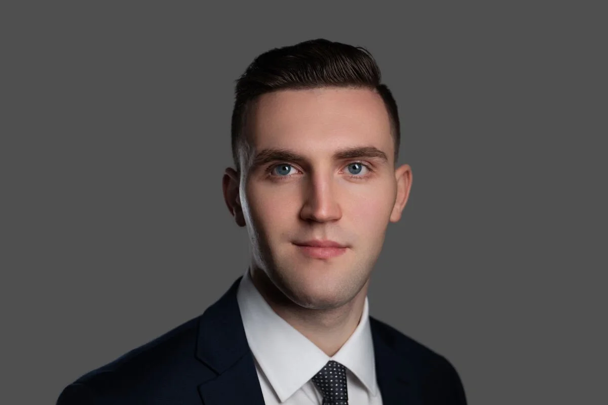 Why are headshots so expensive? Whats the true cost of a bad first ...