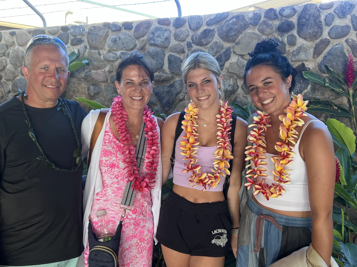 Maui Airport Lei Greeting