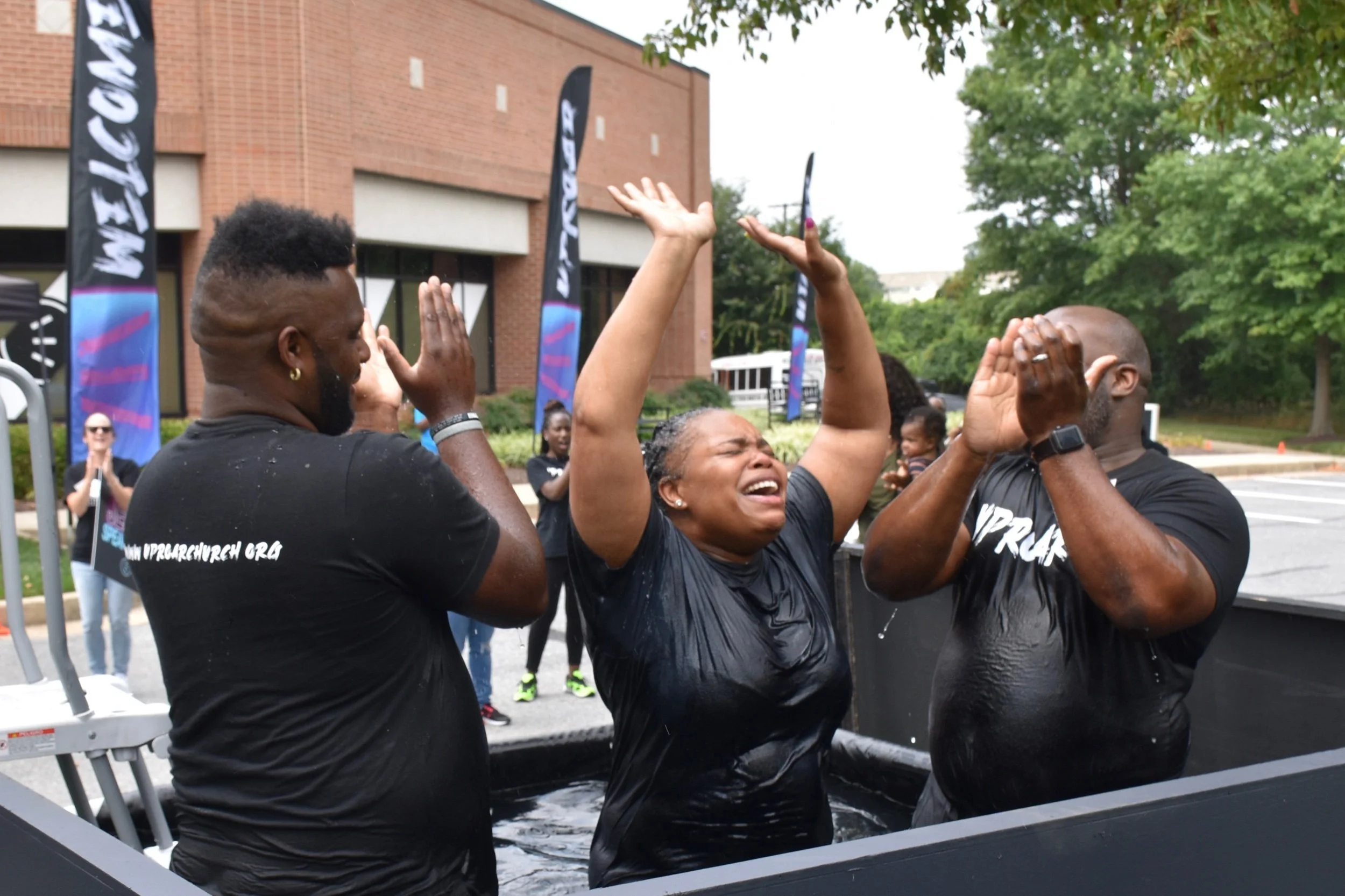 What To Expect — Uproar Church