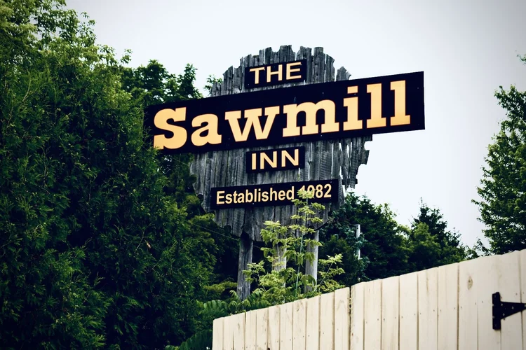 Visit Us — The Sawmill Inn Restaurant & Pub