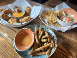 Sawmill-Inn Restaurant & Pub