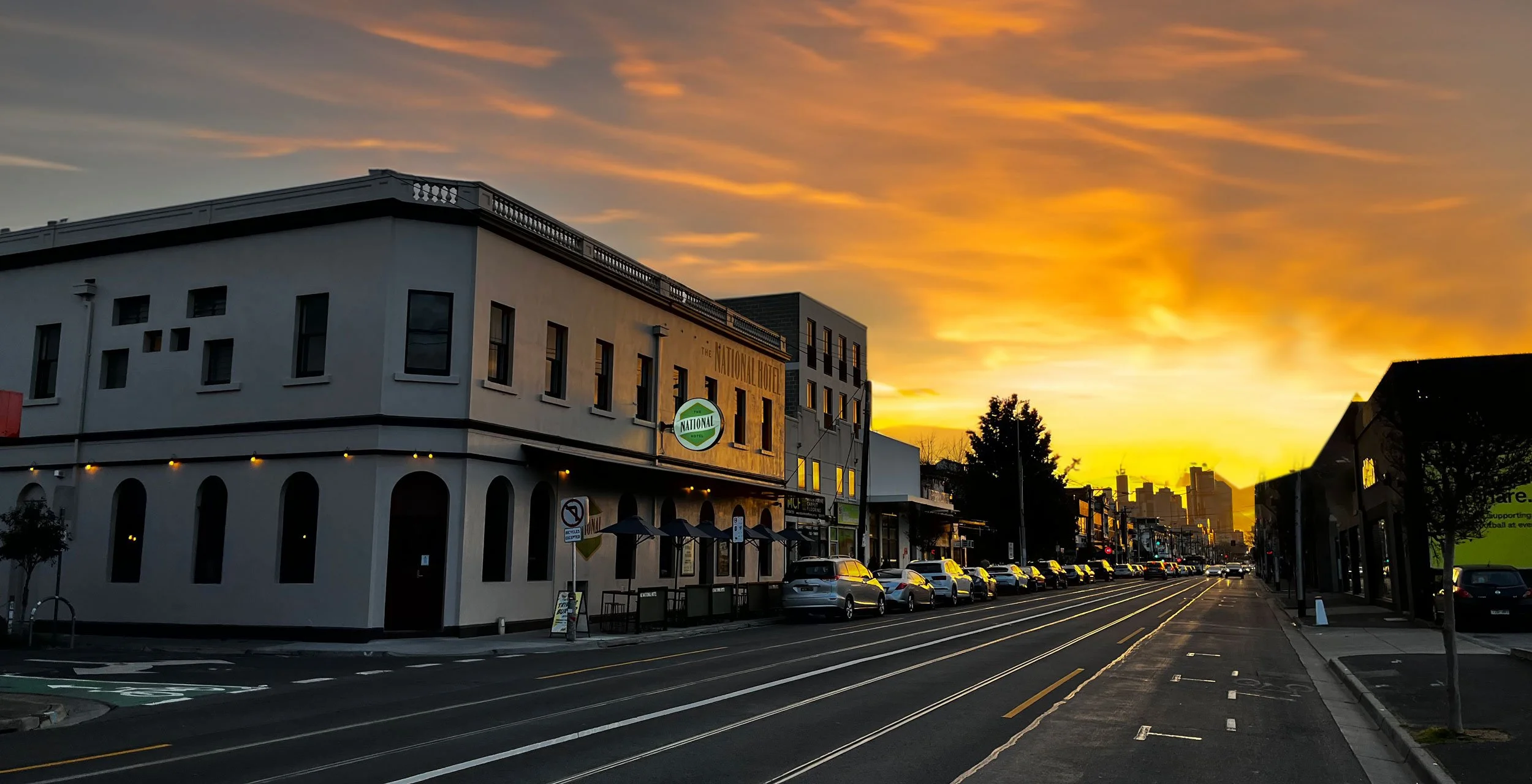 The National Hotel Richmond - 344 Victoria St, Richmond 3121 VIC
