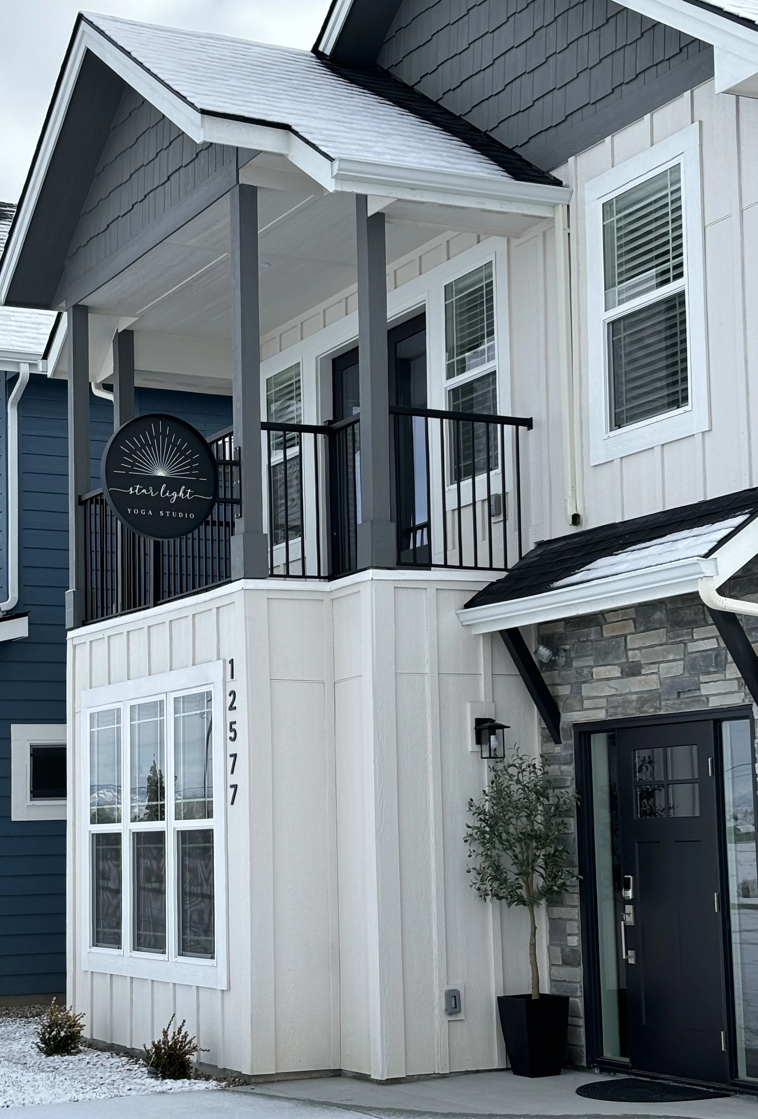 Star Light Yoga Studio