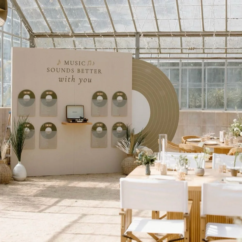 10 Creative Seating Chart Ideas to Elevate Your Wedding Day — Guestlist ...