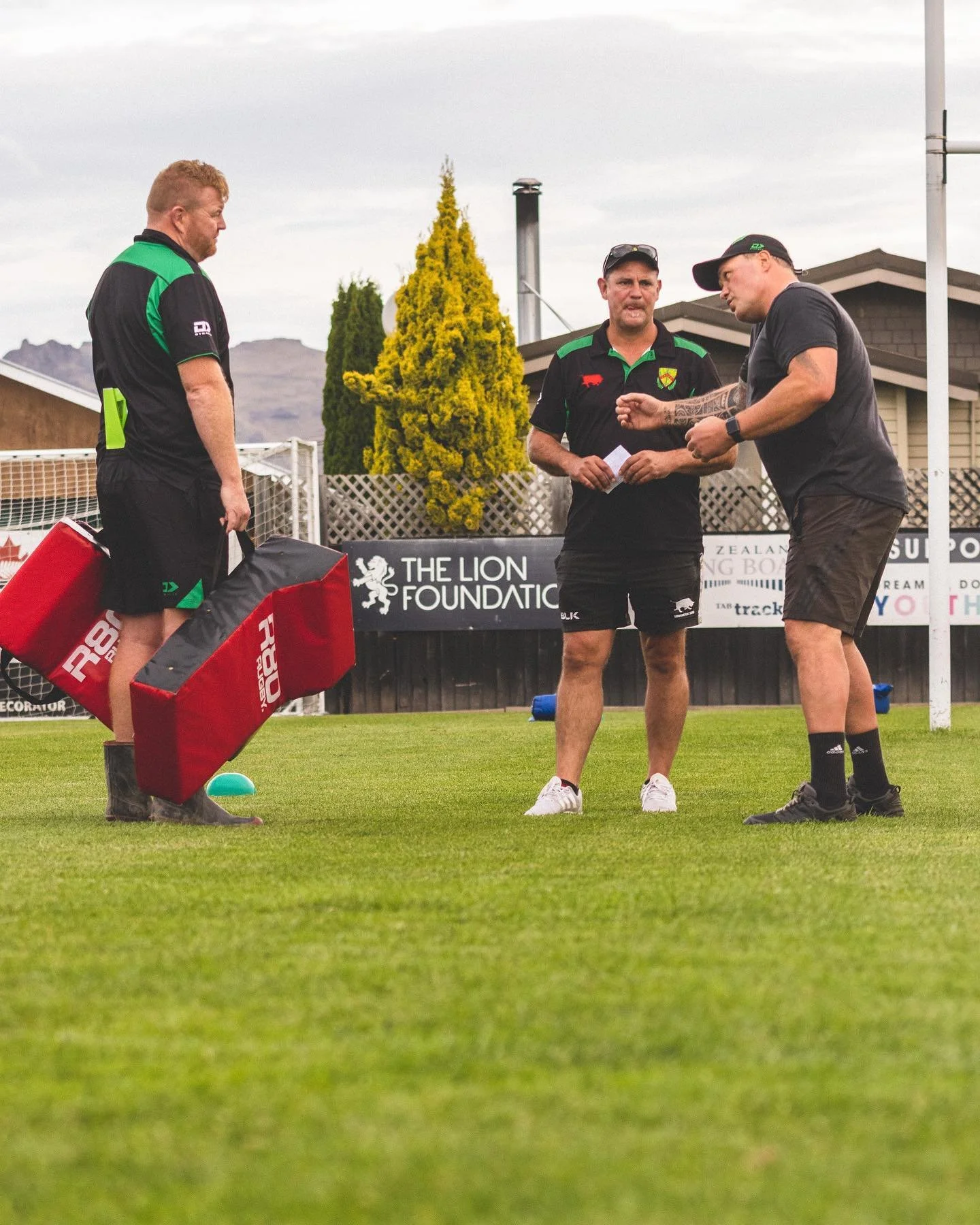 Senior Rugby — Linwood Rugby Club