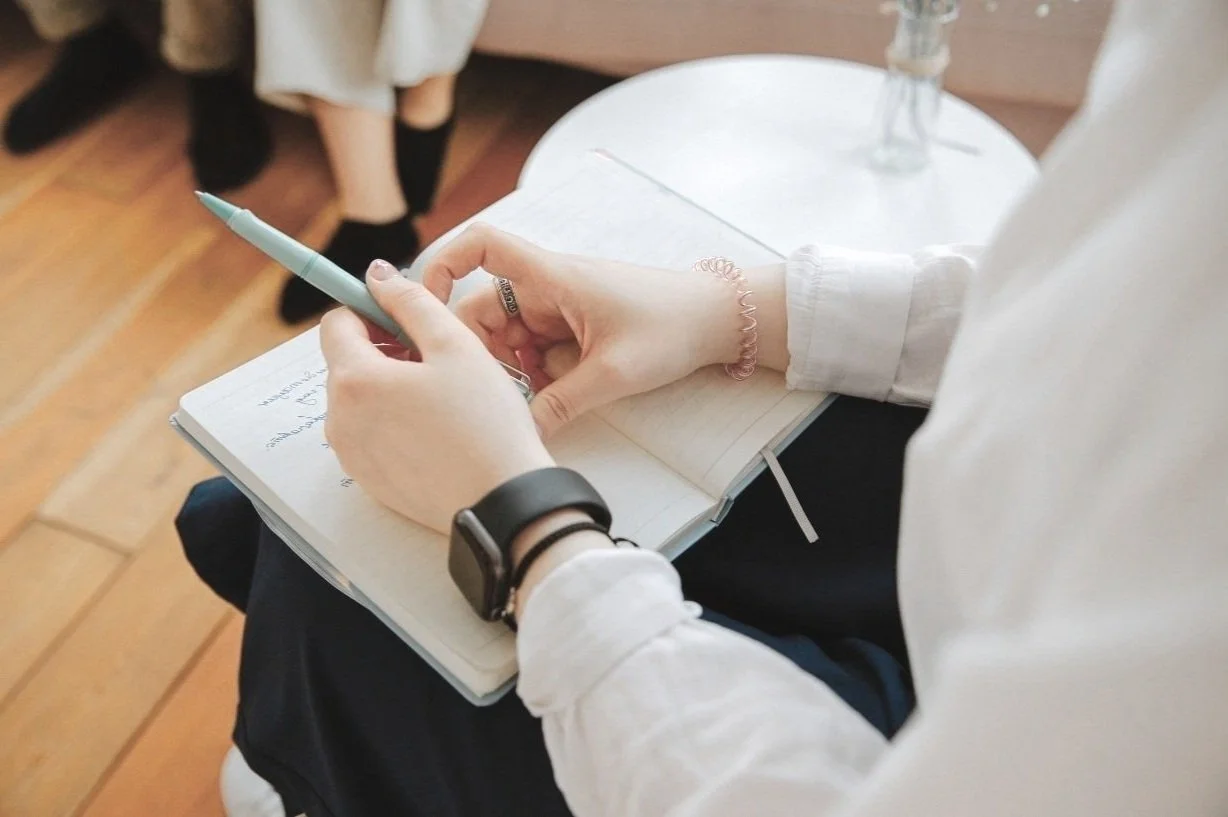 Materials & Tools for Child & Adolescent Therapy — Child Therapy Guide