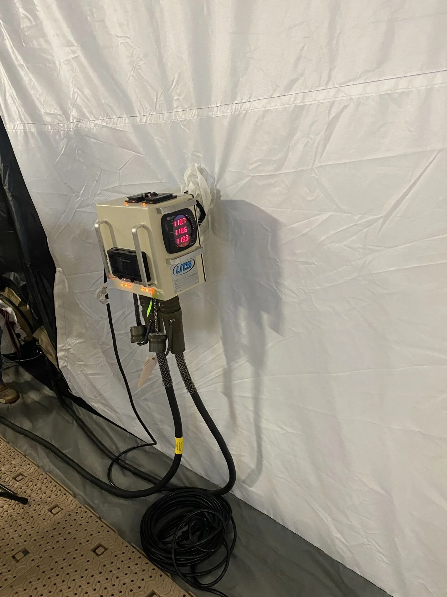 Power Distribution — UTS