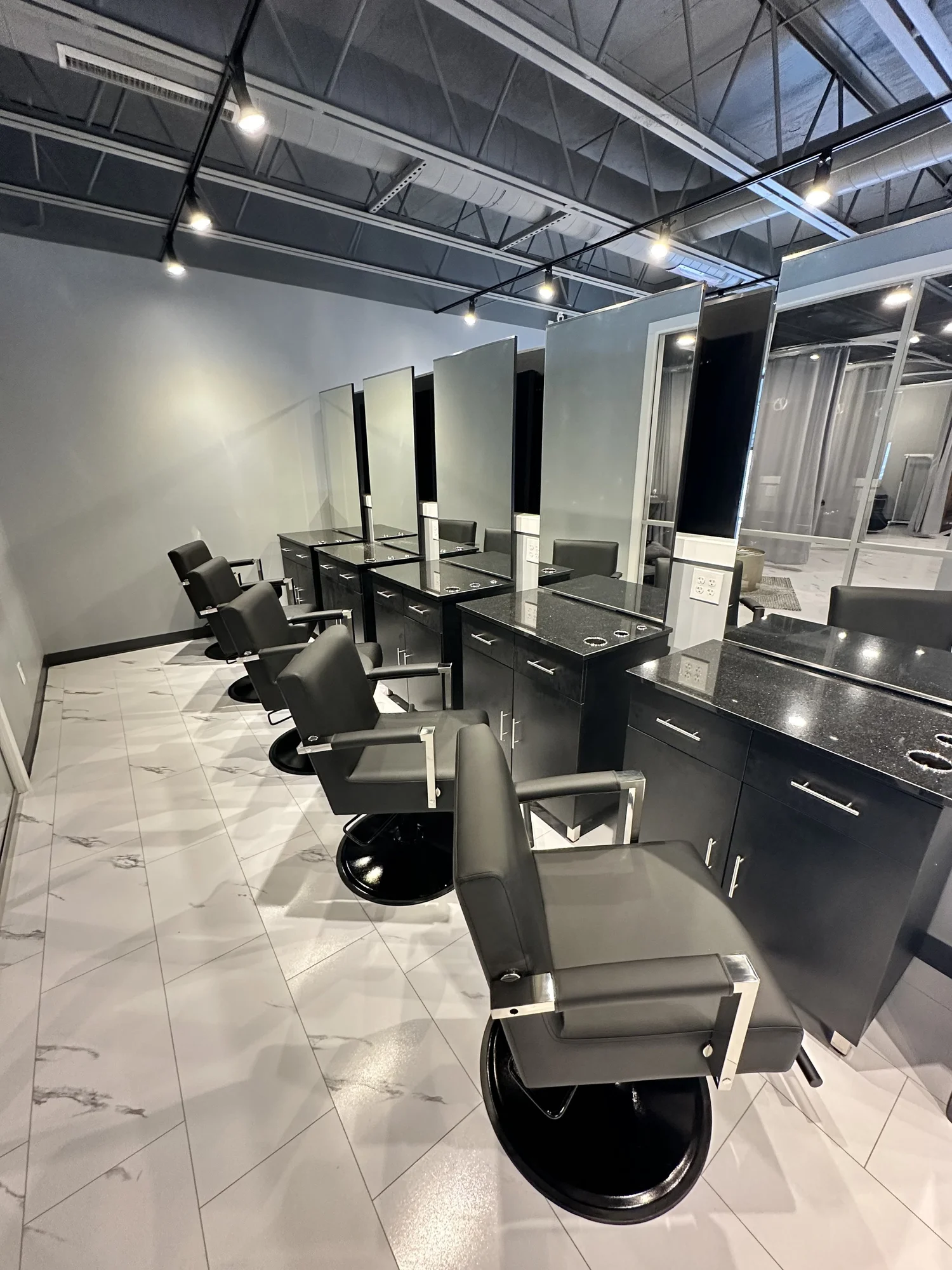 Upscale Cosmetology & Esthetician School, Grand Blanc, MI | Austin ...