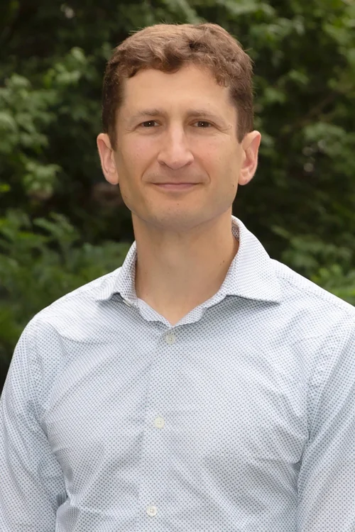 Brian Osias — Three Cairns Group