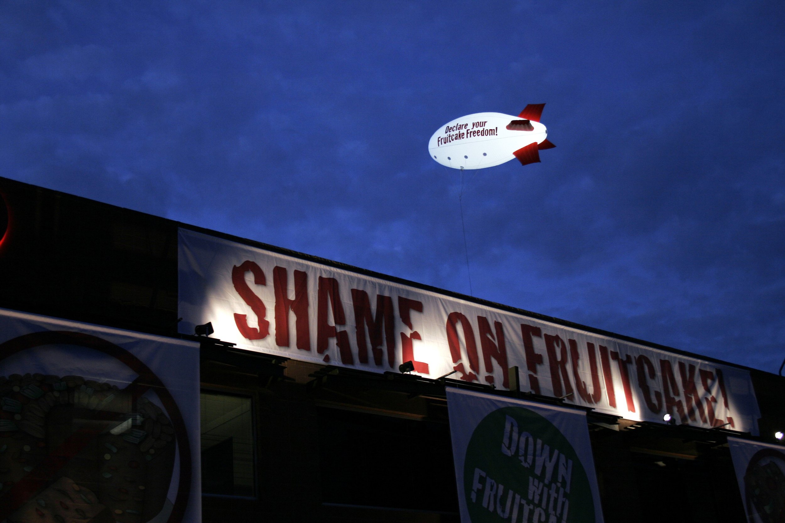 Custom Giant Inflatables & Custom Inflatable Balloons