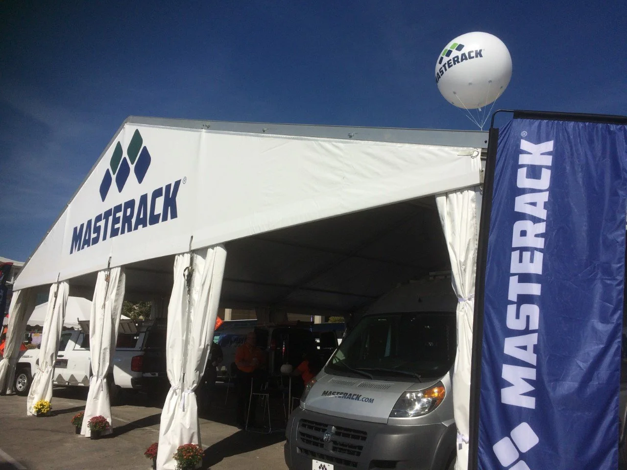 Custom Giant Inflatables & Custom Inflatable Balloons