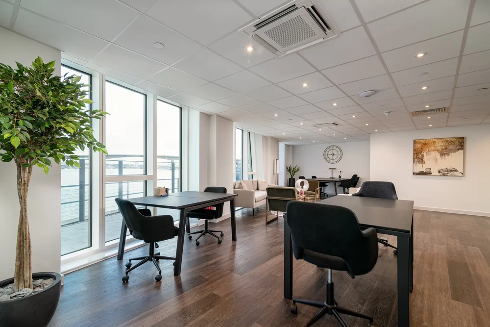 Vantage Tower Southampton - CompassRock Properties