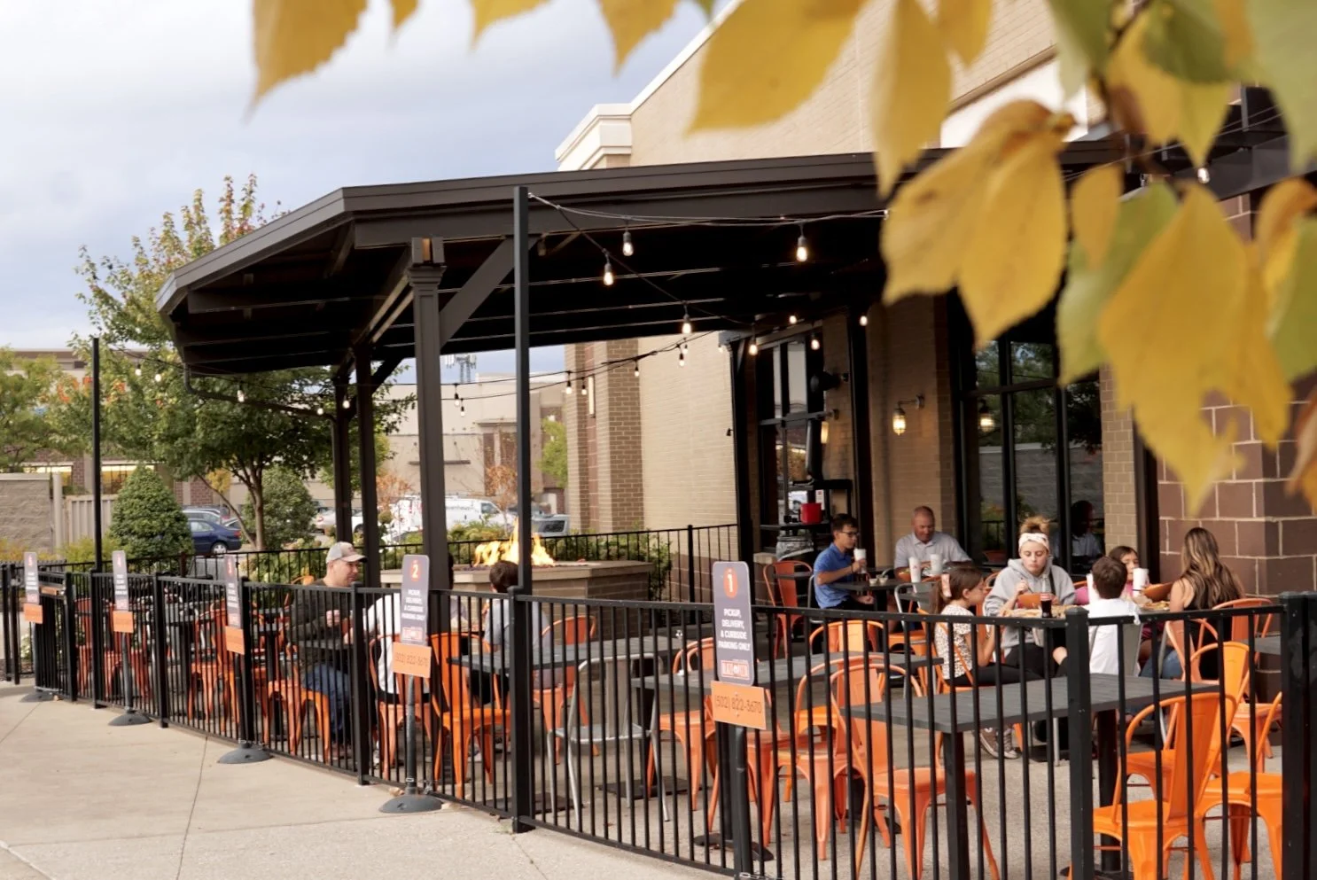3 Reasons Why Pergolas Are the Perfect Addition to Your Restaurant for ...