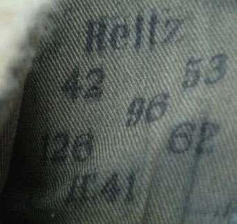 Difference between Reitz and E.Reitz — E. Reitz Uniformwerke