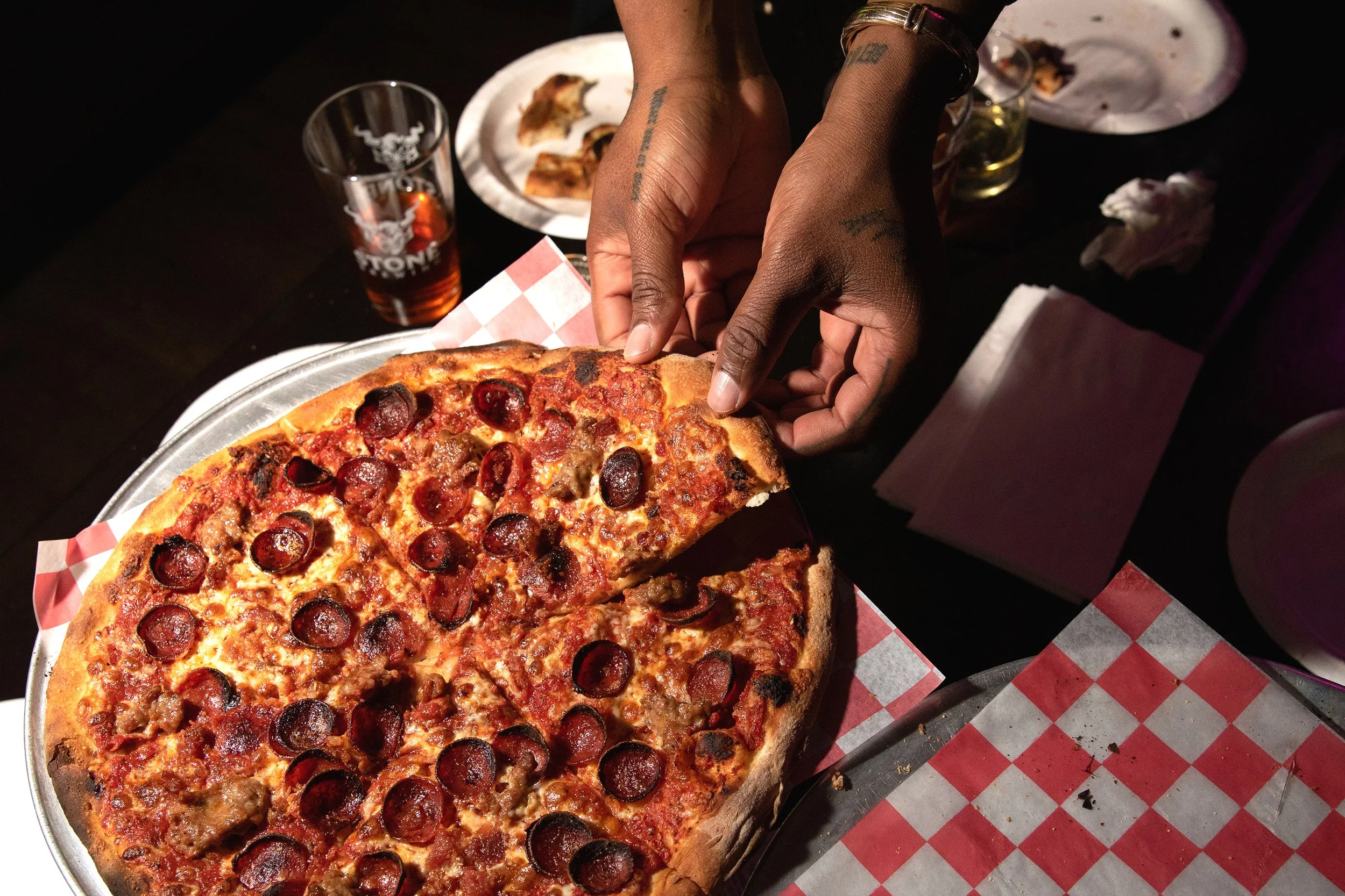 Ozzys Apizza