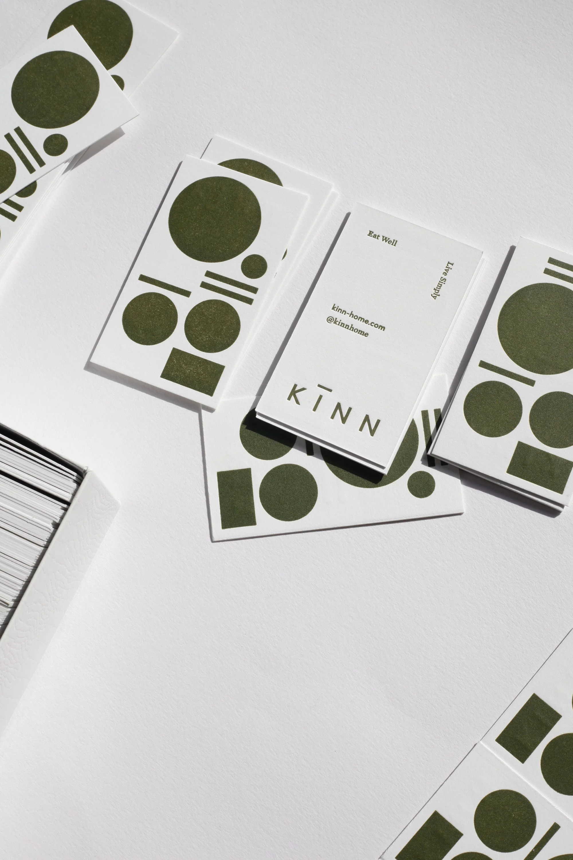 KINN — JONES STUDIO