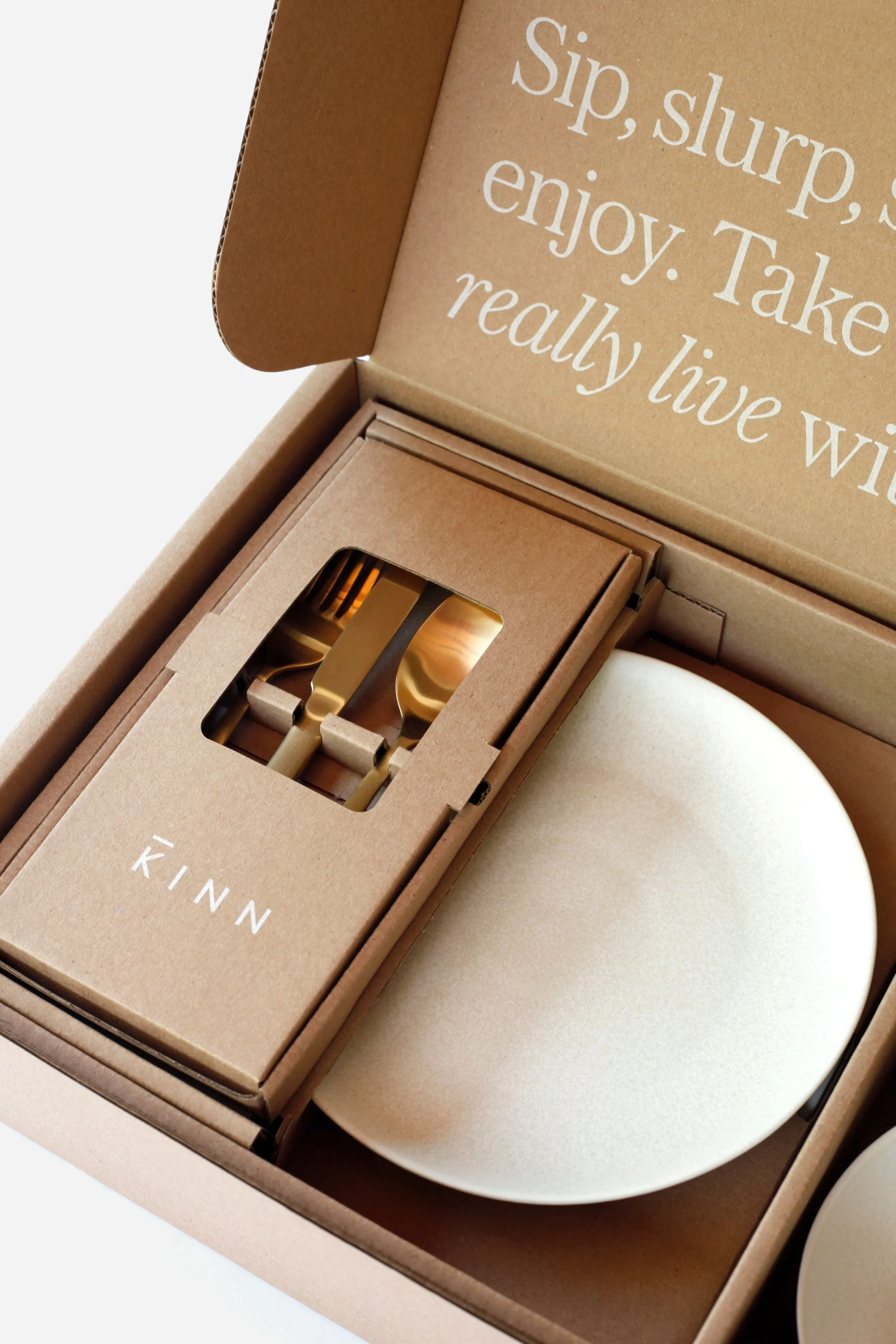 KINN — JONES STUDIO