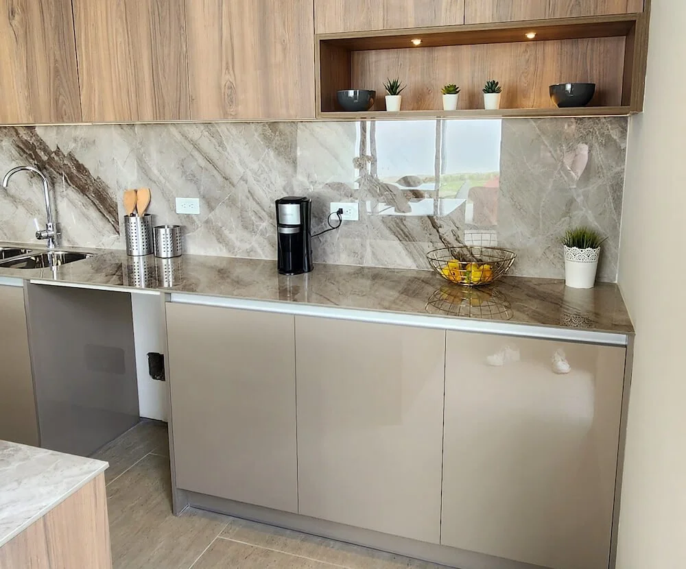 High Gloss — Colores | Descubre y aplica colores — Pelikano