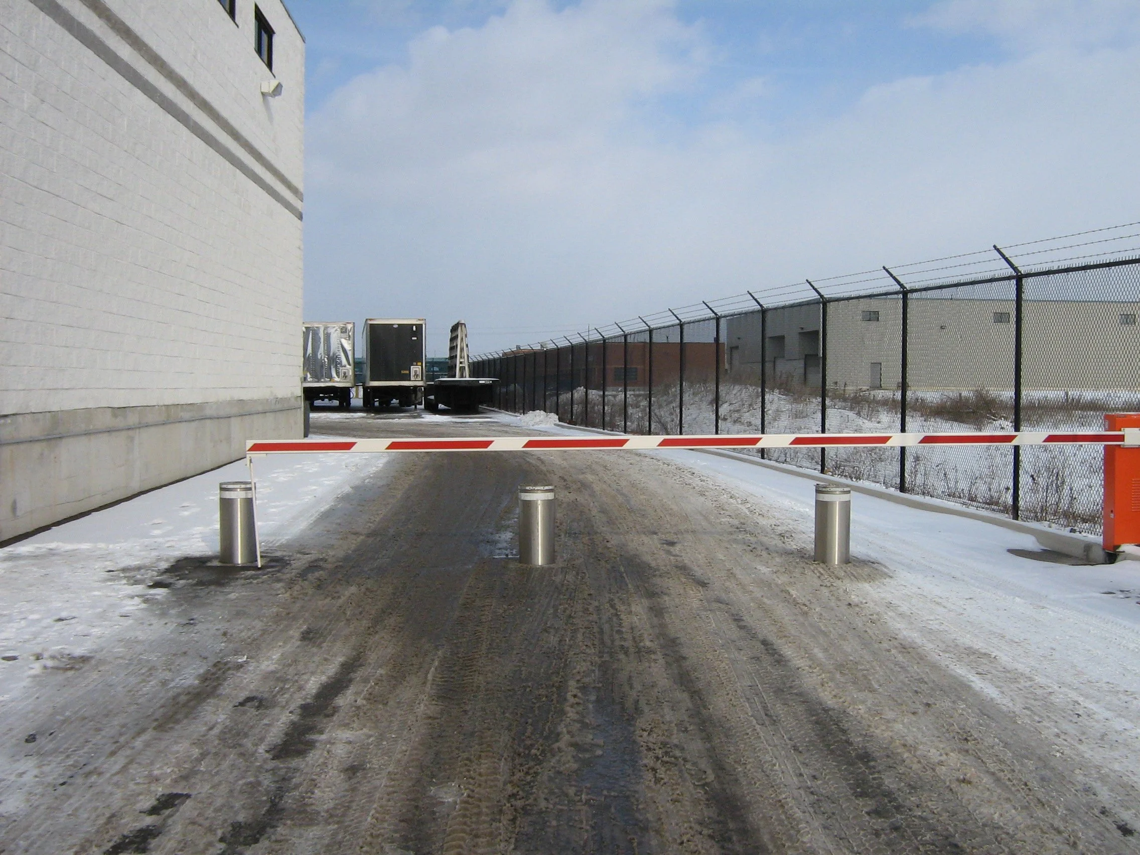 Faac Gates & Bollards — Merik