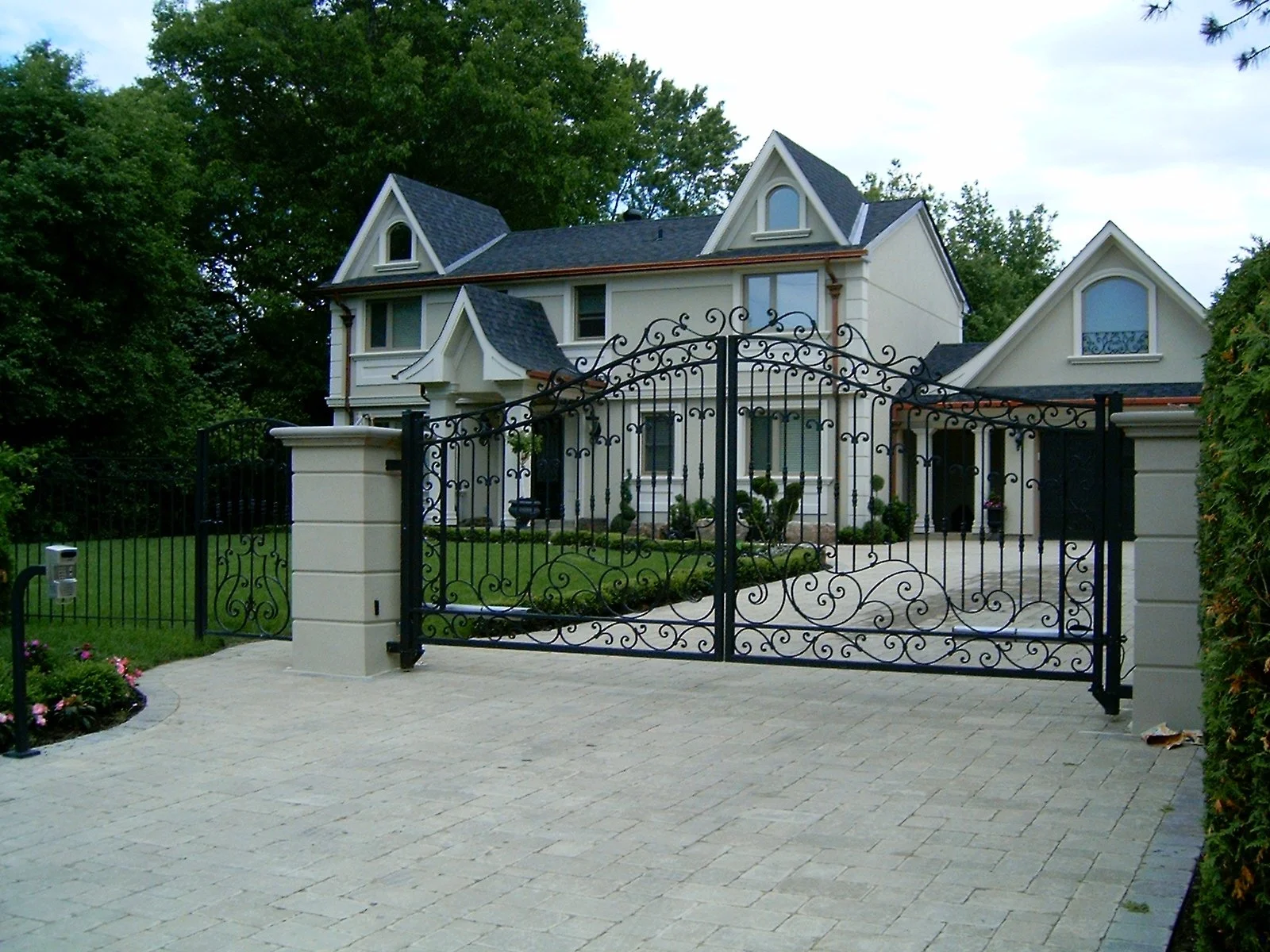 Faac Gates & Bollards | Secure Your Property Today — Merik