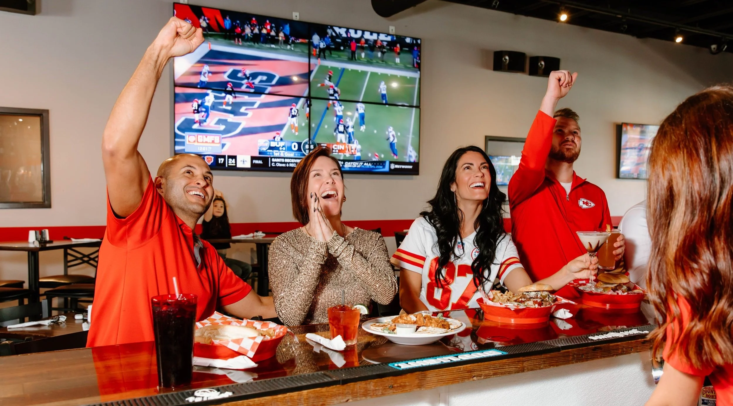 The Roost Bar and Grill