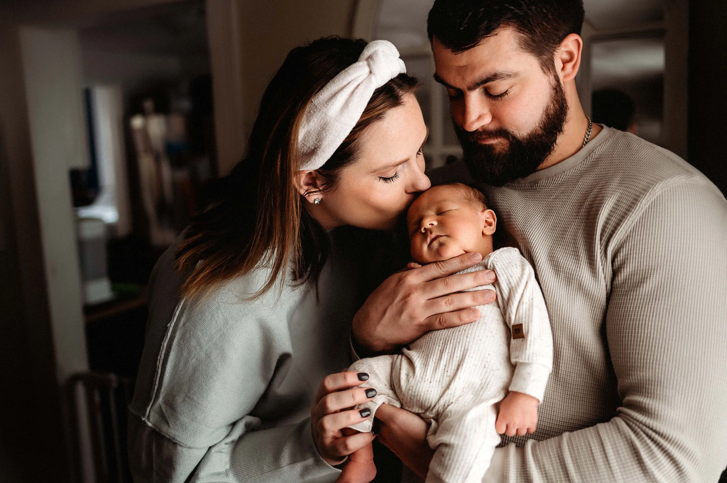 In Home Newborn Pictures | Newborn Photos in Syracuse — Syracuse ...
