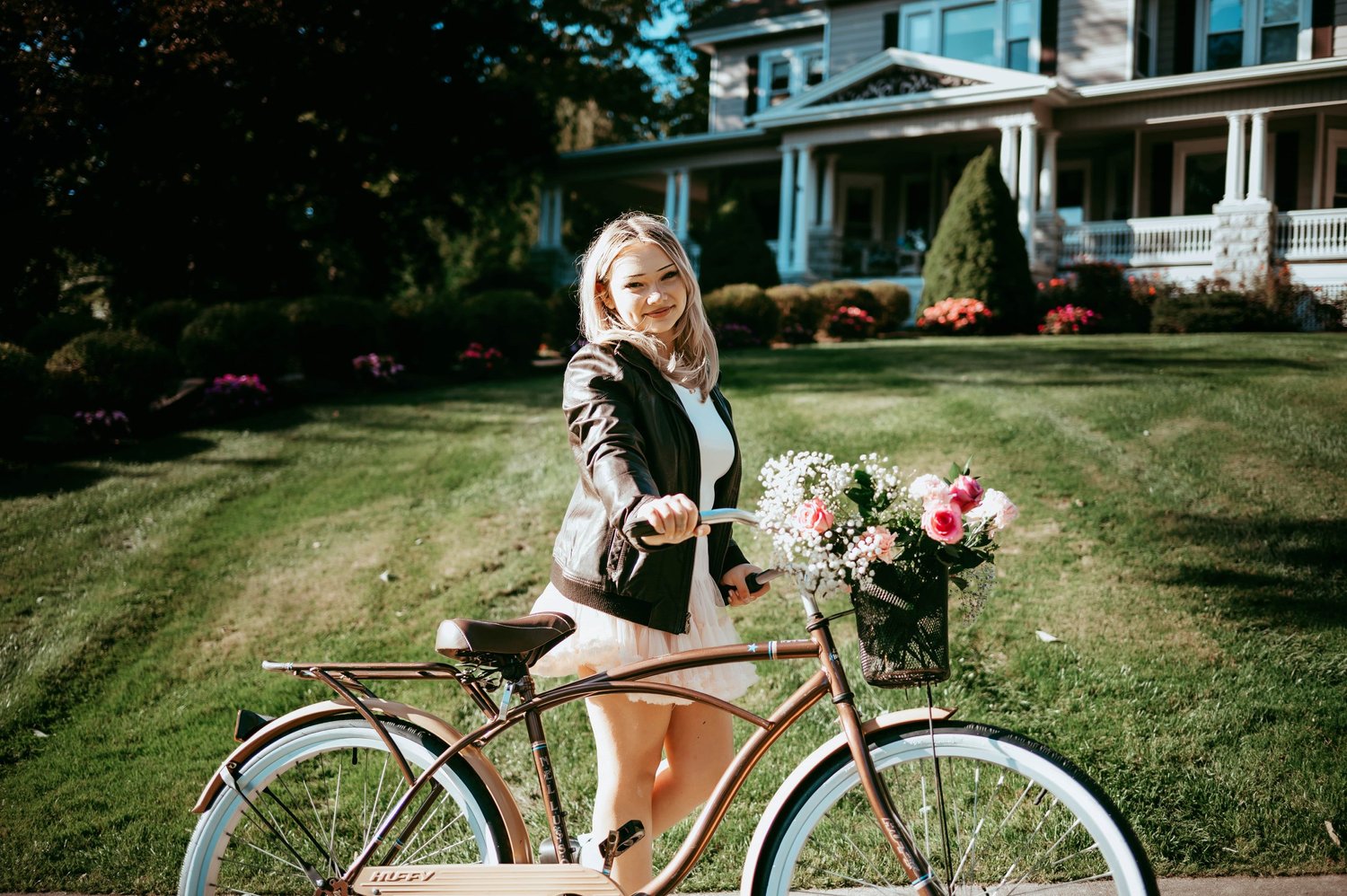 What Are Good Props for Senior Pictures — Syracuse Photographer