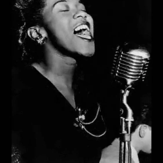 Virtual Guitar Classes — Ellen Britton Guitar | Nashville Guitar Lessons