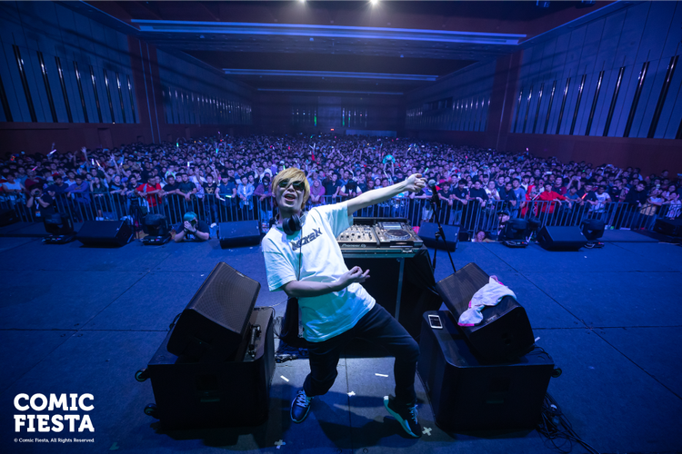 What is CF — COMIC FIESTA