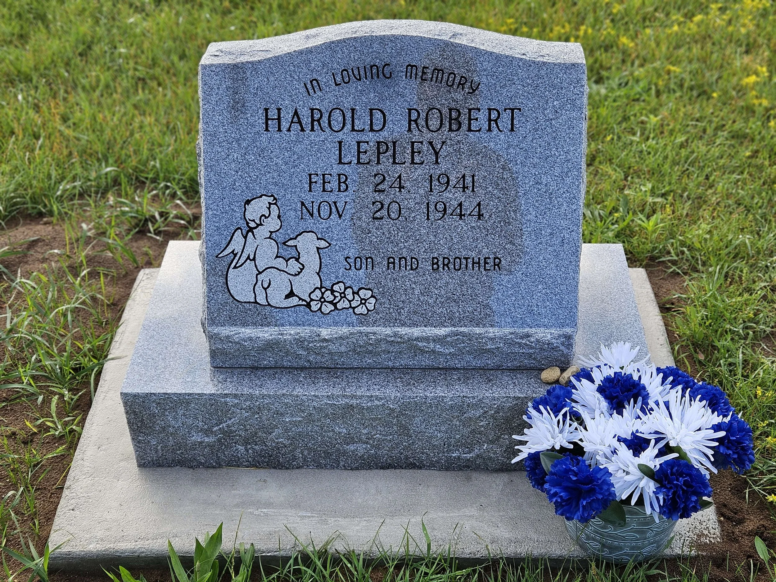 Lost Grave Found — Lowell Ledger