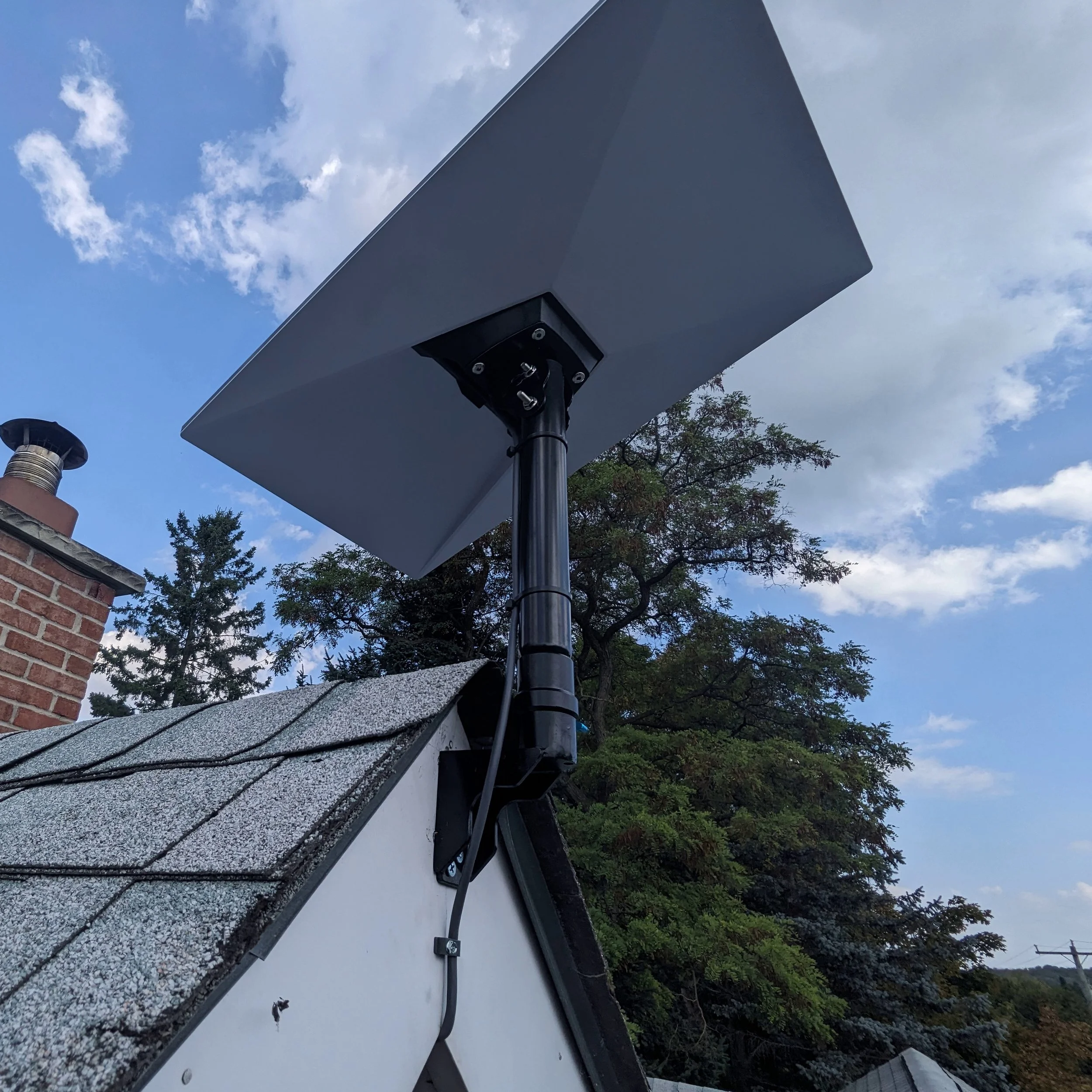 Professional Starlink Installation — Clever Cabling Inc.