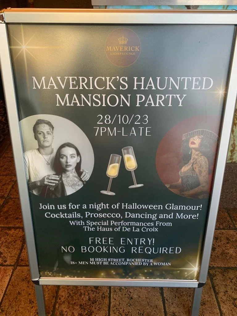 Gallery — Maverick Ladies Lounge